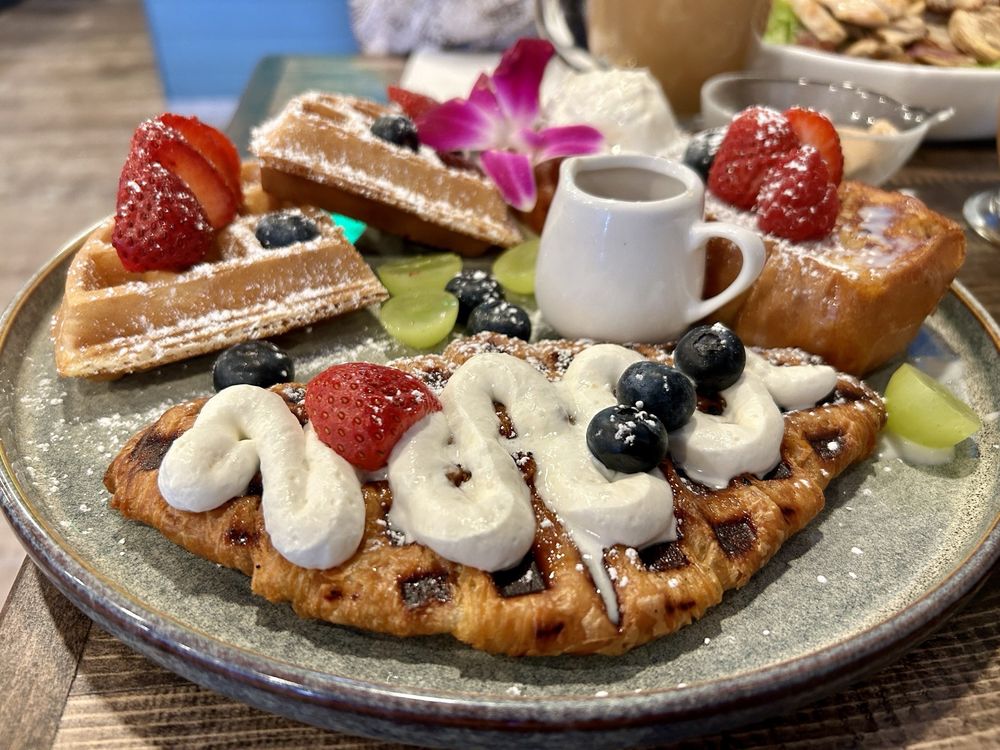 O2 EATERY - Updated February 2025 - 126 Photos & 72 Reviews - 1746 ...