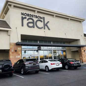 NORDSTROM RACK - Updated October 2025 - 118 Photos & 10 Reviews - 2660 ...