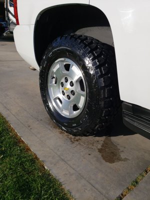 AZTECA TIRES & WHEELS - Updated October 2025 - 17 Photos & 42 Reviews ...