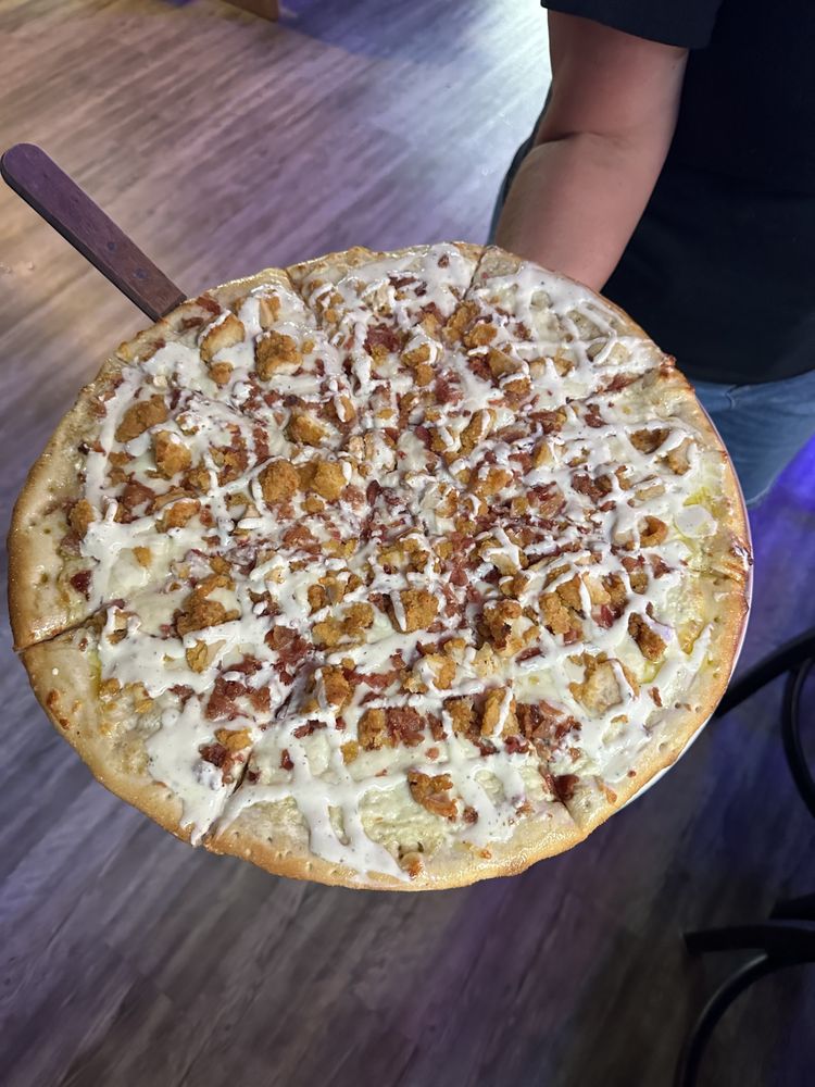 SIDELINES BAR & GRILL - Updated July 2025 - 13 Photos & 22 Reviews ...