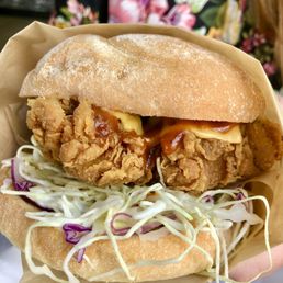 CHICK N ROLL - Updated December 2025 - 374 Photos & 147 Reviews - 1426 ...