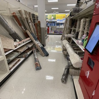 TARGET - Updated December 2025 - 52 Photos & 60 Reviews - 2001 South Rd ...