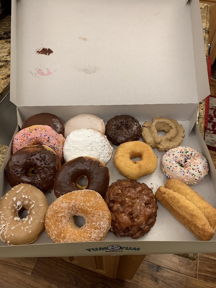 YUM YUM DONUTS - Updated September 2024 - 70 Photos & 48 Reviews - 100 ...