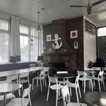 BOATHOUSE CAFE - Updated December 2025 - 154 Photos & 83 Reviews - 350 ...