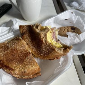 BLACK CAT BAKERY - Updated May 2025 - 801 Main Ave, Moorhead, Minnesota ...