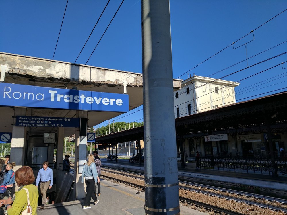 STAZIONE ROMA TRASTEVERE - Updated May 2025 - 10 Photos - Piazza Flavio ...