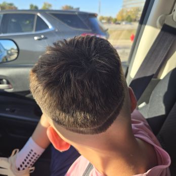 FAMOUS FADEZ - Updated December 2025 - 13 Photos - 618 E Golf Rd ...