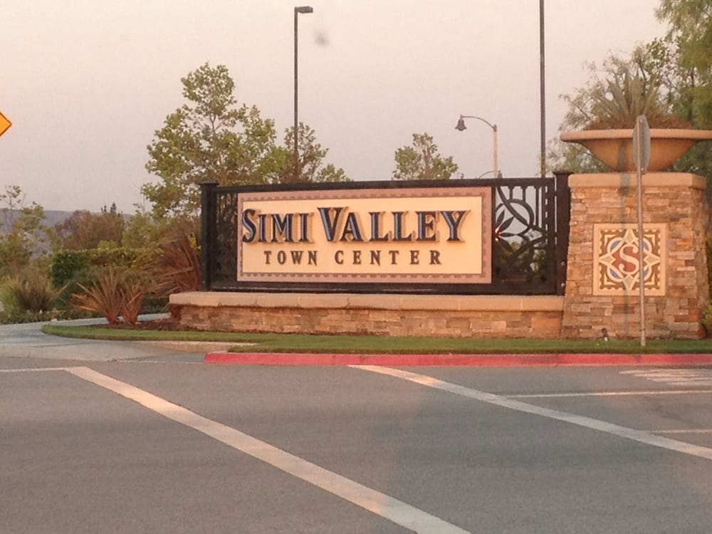 TUTUS SHAVE ICE AT THE MALL - 1555 Simi Town Center Way, Simi Valley ...