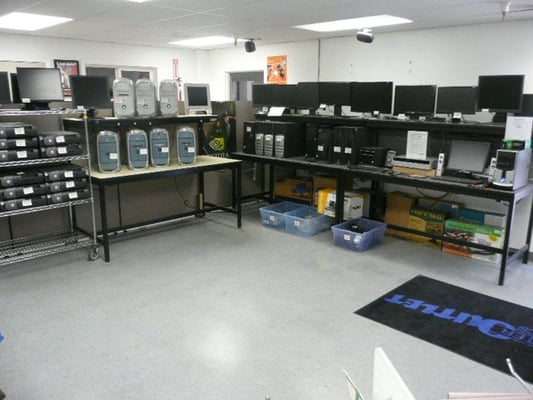 COMPUTER OUTLET - Updated August 2025 - 290 Nagareda Dr, Gilroy ...