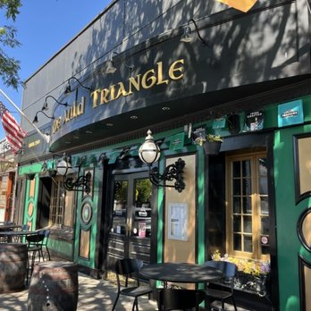 THE AULD TRIANGLE - Updated December 2025 - 50 Photos & 48 Reviews ...