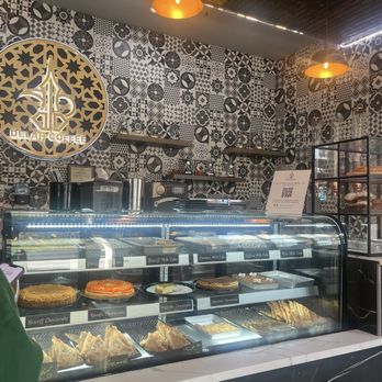 DELAH COFFEE - Updated July 2024 - 517 Photos & 244 Reviews - 420 W ...