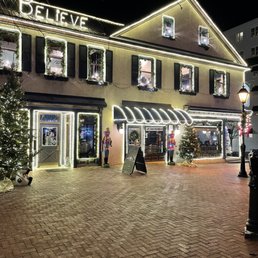 THE PUB & RESTAURANT - Updated August 2025 - 298 Photos & 499 Reviews ...