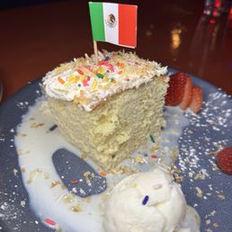 COLOSSAL RESTAURANT - Updated December 2025 - 102 Photos & 32 Reviews ...