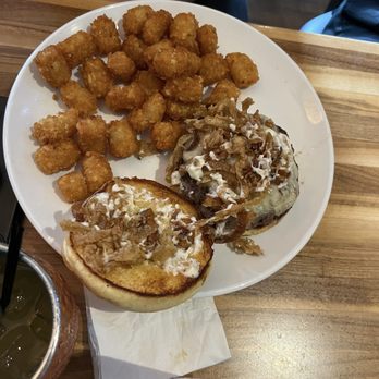 THE REVELER - Updated April 2025 - 59 Photos & 110 Reviews - 3403 N ...