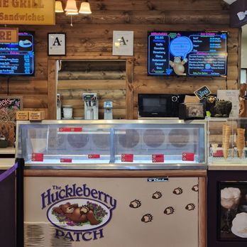 THE HUCKLEBERRY PATCH - Updated August 2024 - 199 Photos & 217 Reviews ...