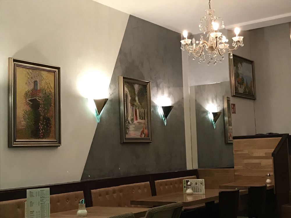 AMADEUS CAFE - Updated August 2024 - Bayerstr. 93, München, Bayern ...