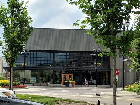 REI - Updated October 2025 - 27 Photos & 36 Reviews - 411 Park Ave ...