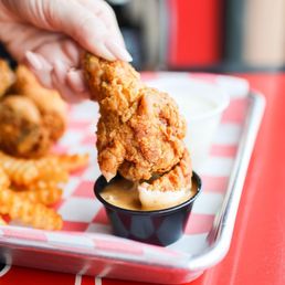 HCK HOT CHICKEN - Updated June 2025 - 116 Photos & 79 Reviews - 3310 ...
