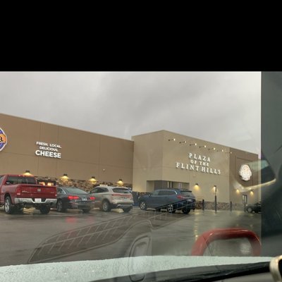 PLAZA ON THE FLINT HILLS - Updated October 2025 - 10 Reviews - 32691 ...