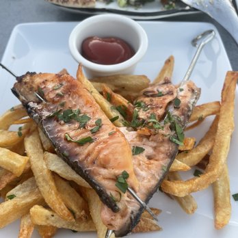 LINDAROSE ROOFTOP BAR & GRILL - Updated July 2025 - 94 Photos & 27 ...