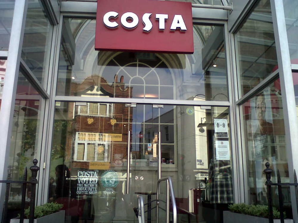 COSTA COFFEE - Updated August 2024 - High Street, Dorking, Surrey ...