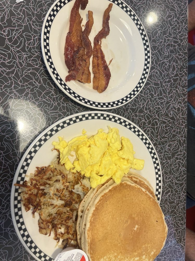 MARY’S DINER - MADISON - Updated December 2025 - 36 Photos & 37 Reviews ...