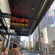 VON’S 1000 SPIRITS - 3081 Photos & 2411 Reviews - 1225 1st Ave, Seattle ...