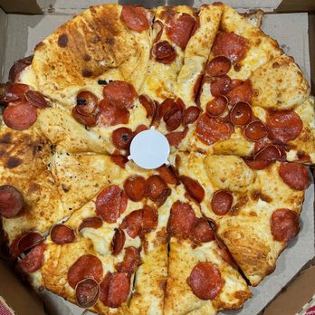 ROUND TABLE PIZZA - 59 Photos & 120 Reviews - 5016 NE Thurston Way ...