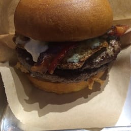 CLARK BURGER - Updated January 2026 - 300 Photos & 333 Reviews - 5906 ...