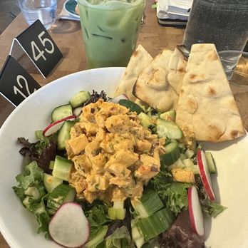 COMMONWEALTH CAFE - Updated April 2024 - 767 Photos & 599 Reviews - 300 ...