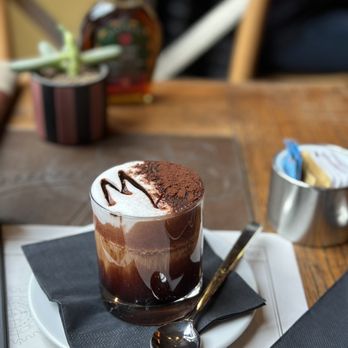 MECCANISMO - Updated January 2026 - 76 Photos & 46 Reviews - Piazza ...