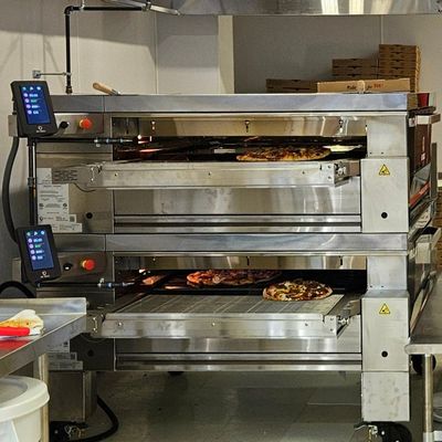 ZIZZA AUTHENTIC PIZZERIA - Updated December 2025 - 1100 Bicentennial Dr ...