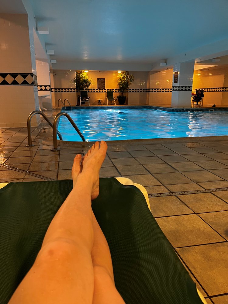 COMFORT INN & SUITES NEAR BURKE MOUNTAIN - Updated September 2025 - 52 ...