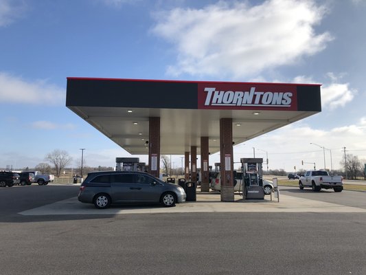 THORNTONS - Updated November 2024 - 24 Photos - 13555 Willowbrook Rd ...