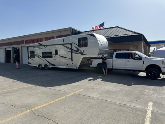 PARRIS RV - Updated December 2025 - 56 Photos & 133 Reviews - 4360 S ...