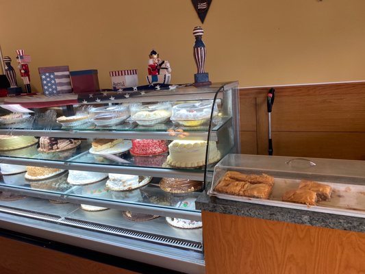 GROTON TOWNHOUSE RESTAURANT - Updated April 2025 - 106 Photos & 204 ...