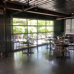 BREAKNECK TAVERN - Updated January 2026 - 362 Photos & 414 Reviews ...