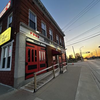 ENGINE HOUSE - Updated December 2025 - 195 Photos & 207 Reviews - 309 ...