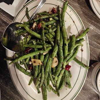 MCCB CHICAGO 时尚食谱 - Updated October 2024 - 1745 Photos & 928 Reviews ...