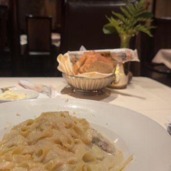 CAPRICCIO - Updated May 2024 - 325 Photos & 339 Reviews - 2 Pine St ...