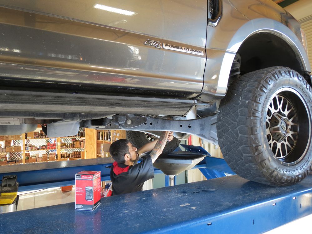 AOC XPRESS LUBE - Updated December 2025 - 10 Photos - 14342 Northwest ...