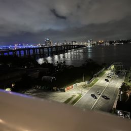 RIVER & POST - Updated July 2025 - 2406 Photos & 1196 Reviews - 1000 ...