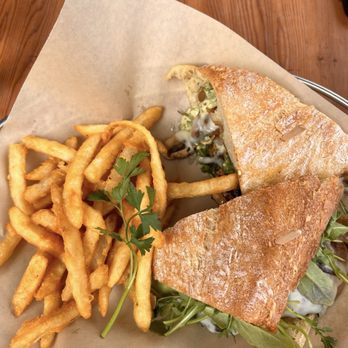 WAVE STREET CAFÉ - Updated August 2024 - 1284 Photos & 1061 Reviews ...