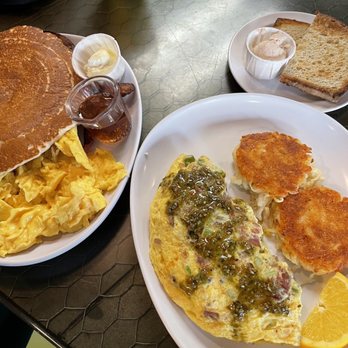 TWO CHICKS - 2060 Photos & 1983 Reviews - 752 S Virginia St, Reno ...