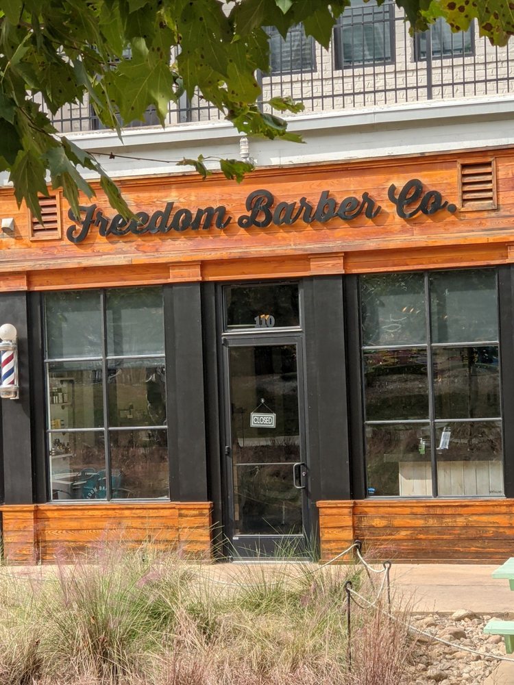 FREEDOM BARBER - Updated July 2024 - 40 Photos & 70 Reviews - 661 ...