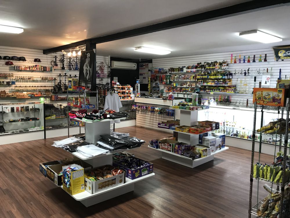 COLTON SMOKE SHOP - Updated October 2025 - 16 Photos - 415 W Valley ...