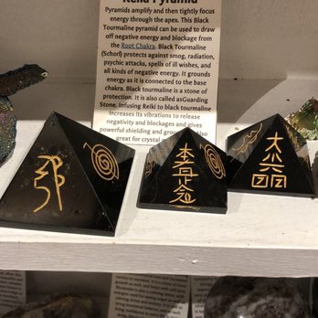 ROCKY’S CRYSTALS & MINERALS - Updated December 2025 - 140 Photos & 64 ...