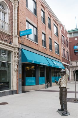 UI HEALTH FAMILY MEDICINE CENTER AT UNIVERSITY VILLAGE - Updated ...