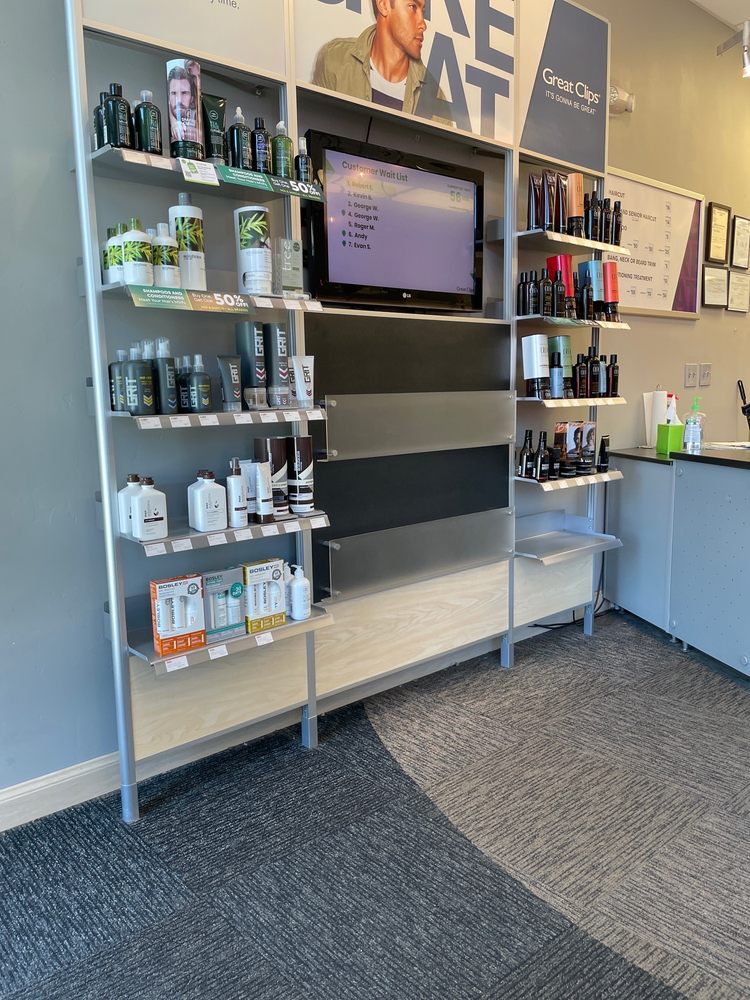 GREAT CLIPS - Updated June 2025 - 13 Photos & 39 Reviews - 3289 N ...