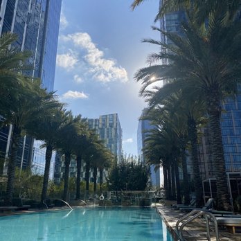 THEA AT METROPOLIS - Updated February 2025 - 122 Photos & 124 Reviews ...